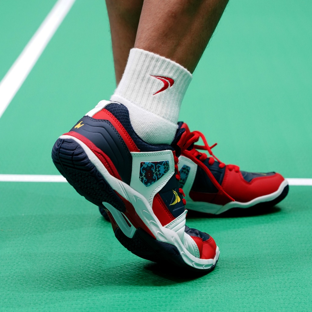 Flypower Rio Gold V2 Badminton Shoes Liliyana Natsir Series Navy ...