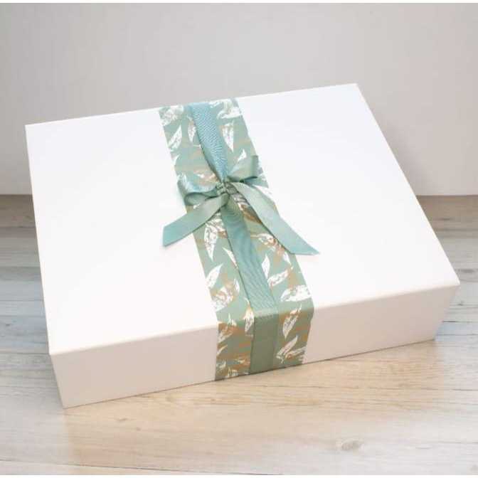 Getprint - box - off white packaging measuring 13x13x5 cm | Shopee Malaysia