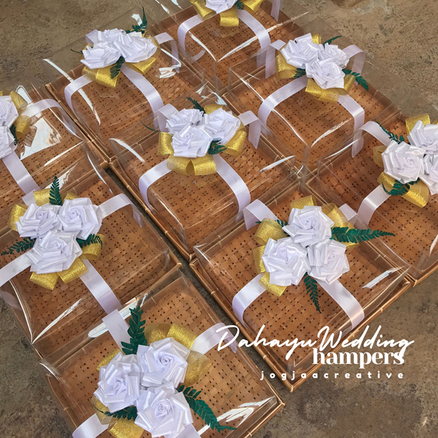 Dahayu Wedding Hampers | Premium BAMBOO DELIVERY/Unique Delivery Box ...