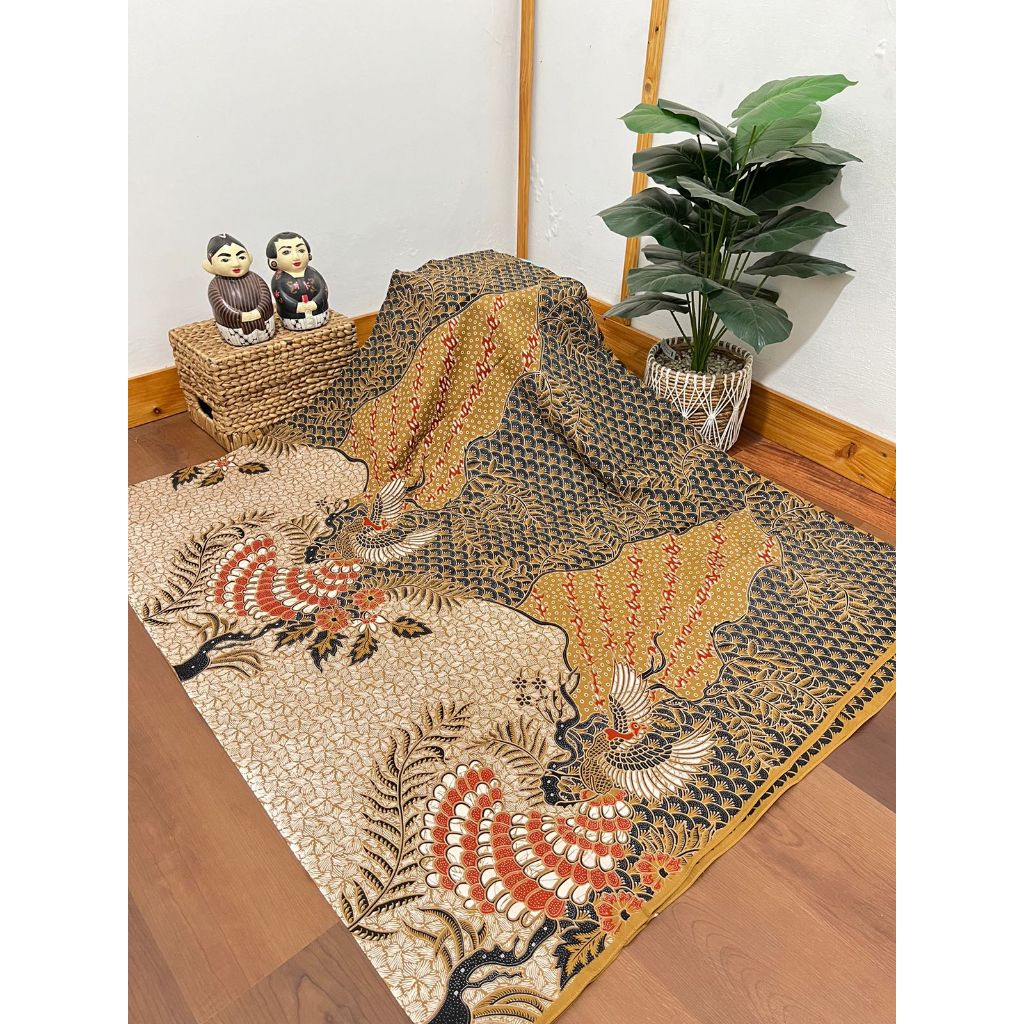 SOLO Batik Cloth (unplugged) with gunungan manuk motif | Shopee Malaysia