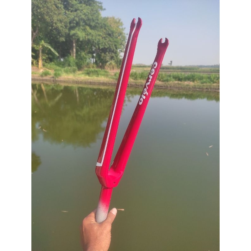 Cervelo red fork | Shopee Malaysia