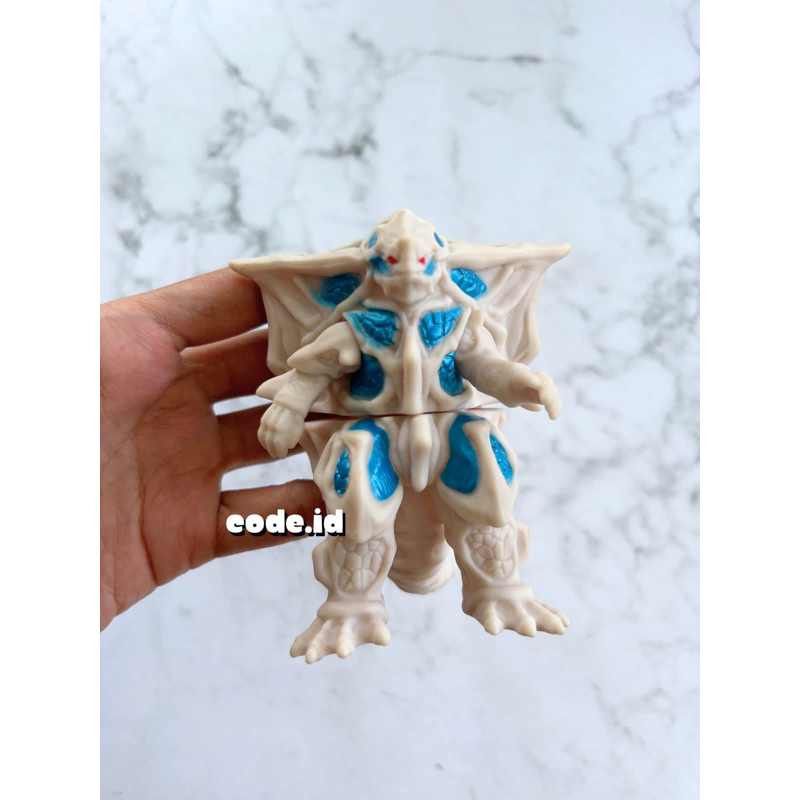 Ultraman Toys Kaiju Monster Action Figure Takkong Grigio Enemy Ultraman ...