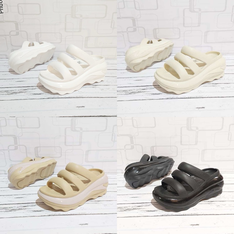 Crocs Classic Mega Crush slide II Wedges Women / Wedge / Clog ...