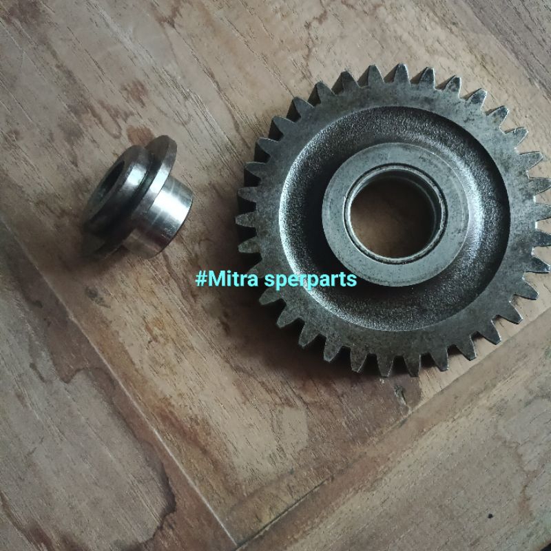 Isuzu elf nkr66 nkr71 plus axle middle gear original copotan | Shopee ...