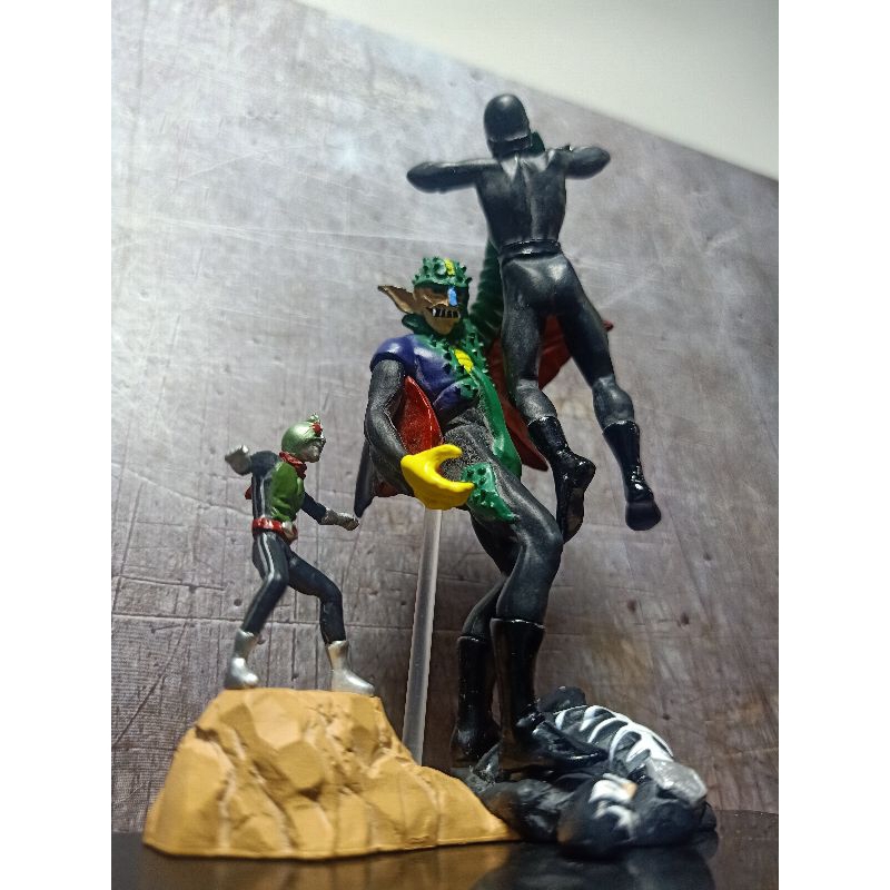 Figure Kamen Rider Character Showa Ichigo and Shocker Monster Diorama ...