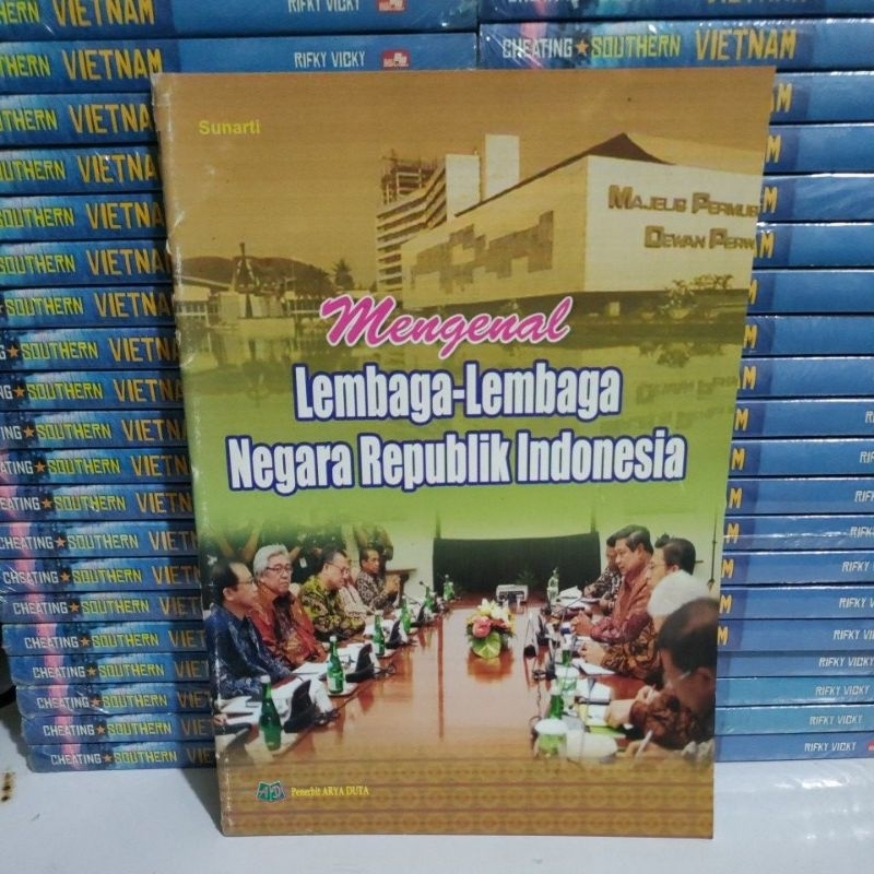 Original Book - Book To Know The Institutions Of The Republic Of ...