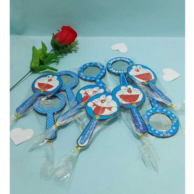 (50Pcs) Wedding Souvenirs Glass Mirror Doraemon Characters Plastic ...