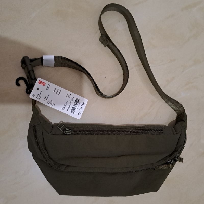 Uniqlo Nylon Crossbody Bag (Olive) | Shopee Malaysia