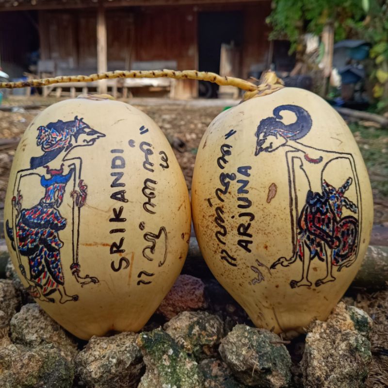 Ivory Coconut Image Of Arjuna And Srikandi Puppets | Shopee Malaysia