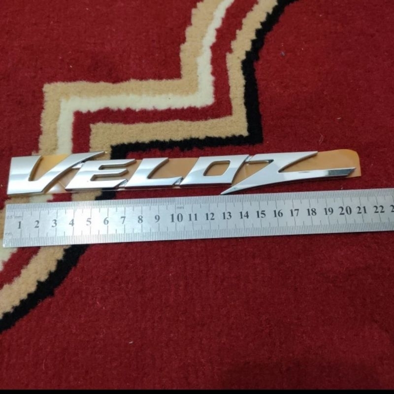 Original Toyota VELOZ writing emblem | Shopee Malaysia