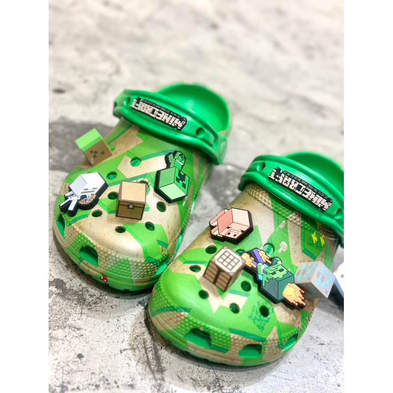 CROCS Minecraft Clog Kids ORI inc JIBBITZ | Shopee Malaysia