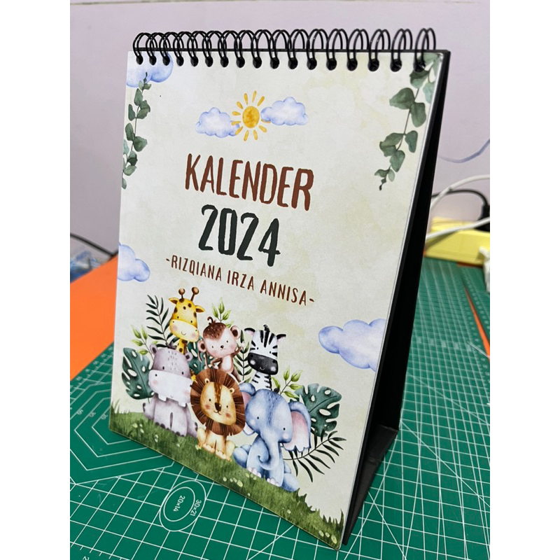 Custom Print Desk Calendar / Sitting Calendar 2024 | Shopee Malaysia