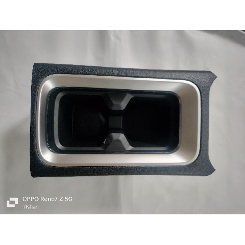 Cup HOLDER ORGANIZER TOYOTA INNOVA ZENIX 2022 | Shopee Malaysia