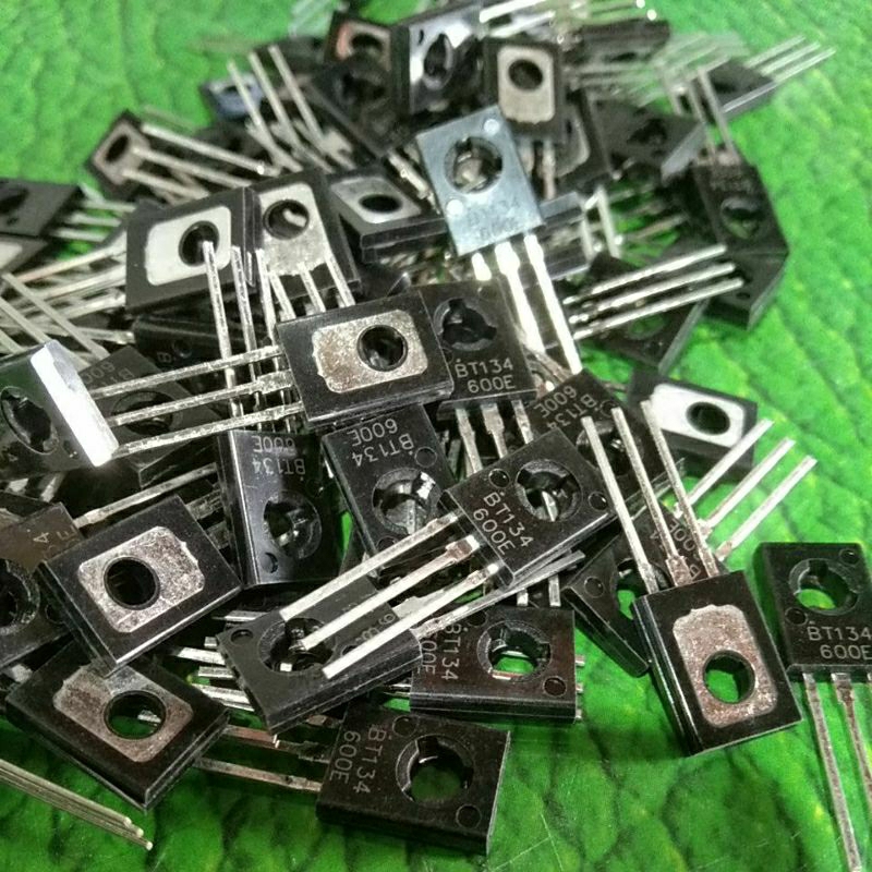 Es TRIAC BT134-600D TO-126 BT134-600E TO126 600V 4A Triacs New TRIAC ...