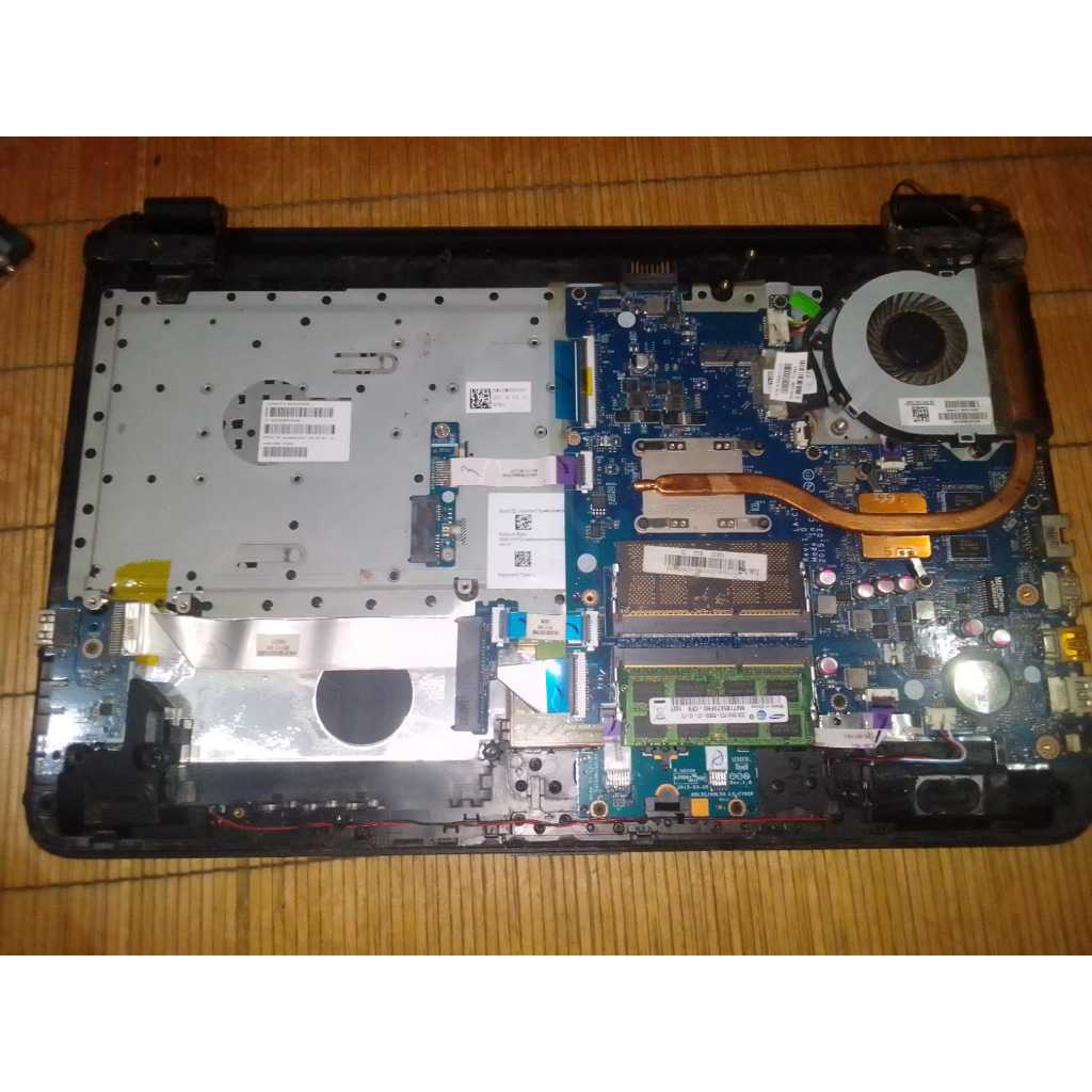 Hp TPN-C126 / AMD-A8-7410 APU / AMD Radeon R5 Graph Laptop Motherboard ...