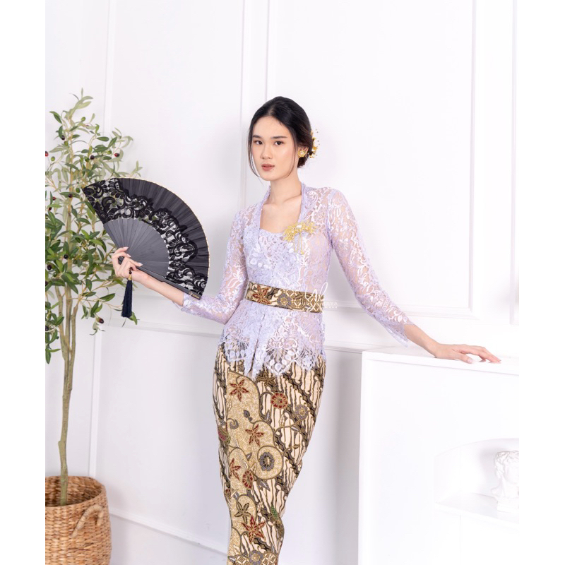 Outline Semi Swarovski Balinese Kebaya Set/Suit Yuli_Kebaya Bali ...