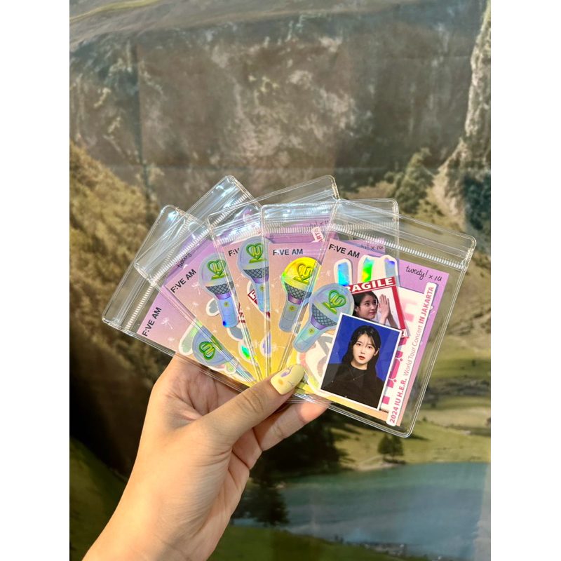 Iu STICKER HOLOGRAM KPOP ONE SET UAENA LIGHTSTICK Letter IU FREE PAS ...