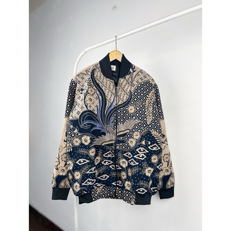 NOA - Unisex Batik Bomber Jacket | Batik Bomber Jacket | Shopee Malaysia