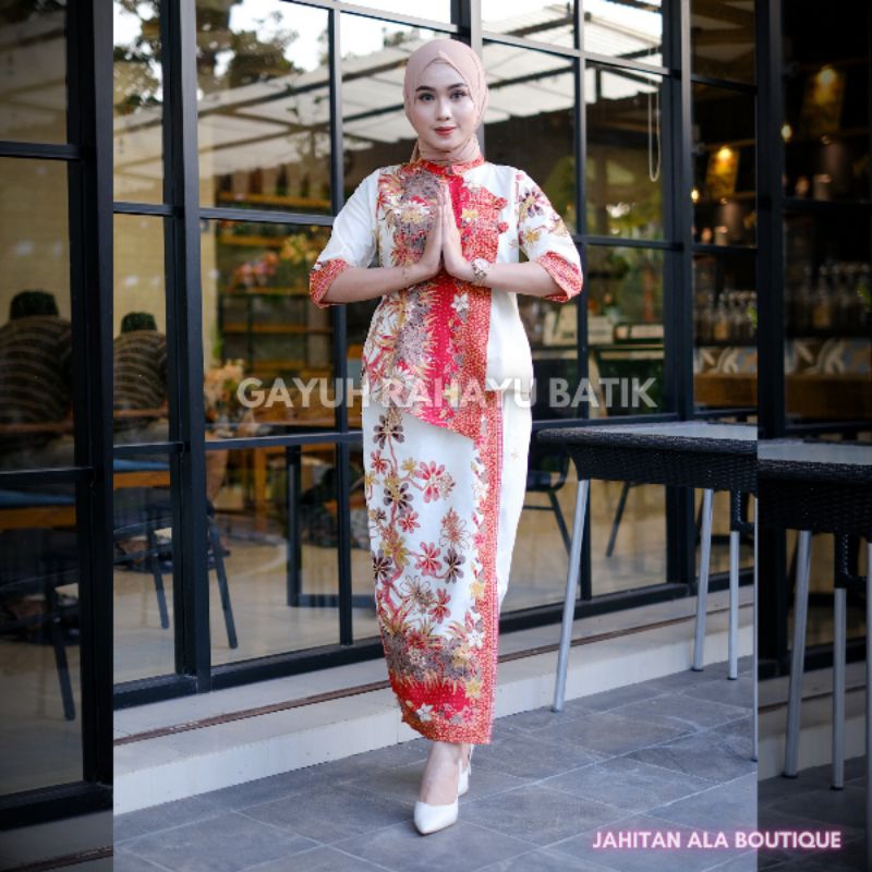 Marshanda FLOWER - FIGHTER Batik SET / Batik Kebaya Suit / Batik Spa ...