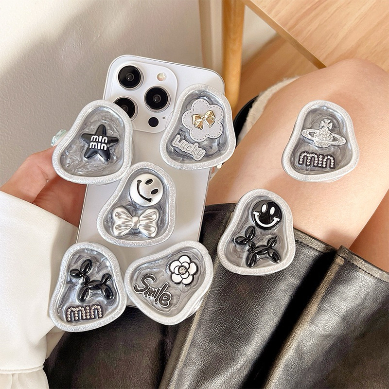 Smiley Silver Popsocket / Korean Aesthetic Popsocket | Shopee Malaysia