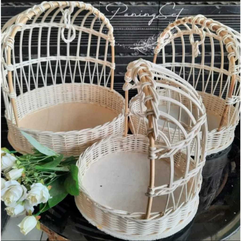 Unit RETAIL PRICE!!! Rattan Parcel Basket with Swing Motif, Wedding ...