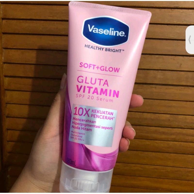 Vaseline SOFT GLOW GLUTA VITAMIN SPF 20 BODY SERUM NIACINAMIDE 180ML ...