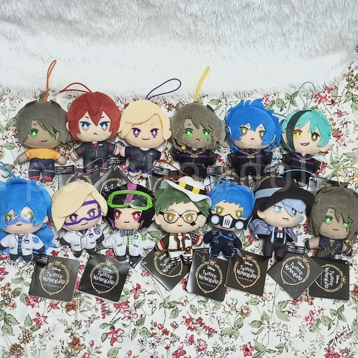 Twisted Wonderland Mini Nuigurumi - Lilia, Idia, Ortho, Leona, Vil ...