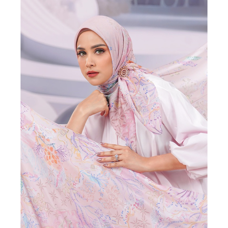 Misool SERIES by Buttonscarves | Can CO via Shopee Video | New with box ...