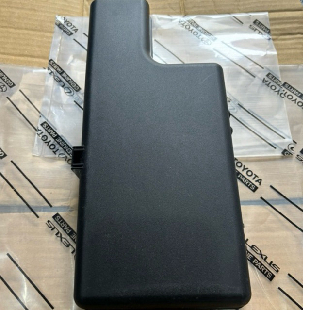 Close the old innova fuse box 2005-2015, original toyota | Shopee Malaysia