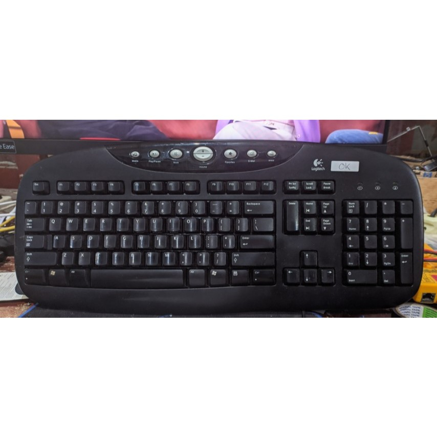 Normal Second Hand Logitech PS2 Keyboard | Shopee Malaysia