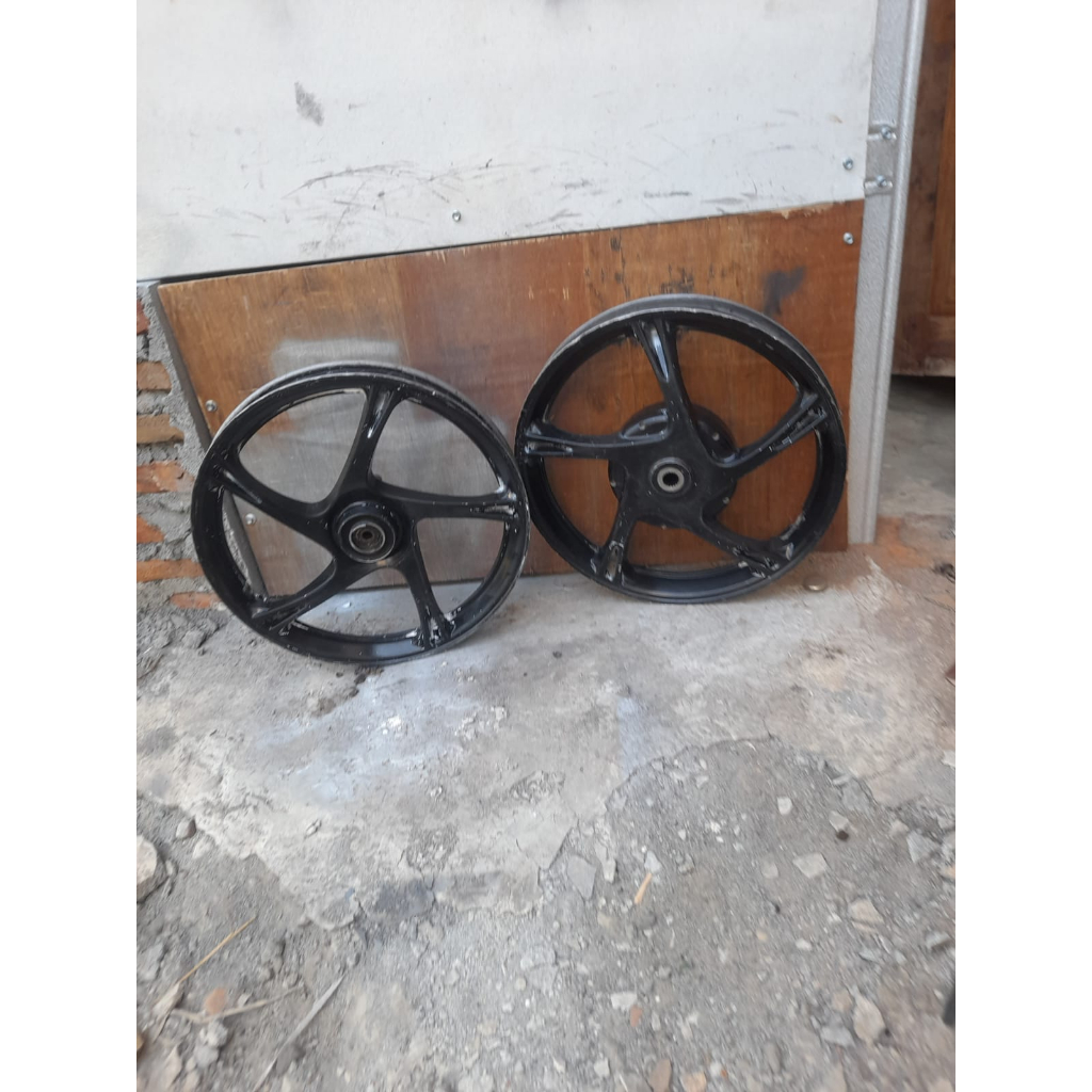 Original mio sporty rims removed from pnp mio cw smile soul etc ...