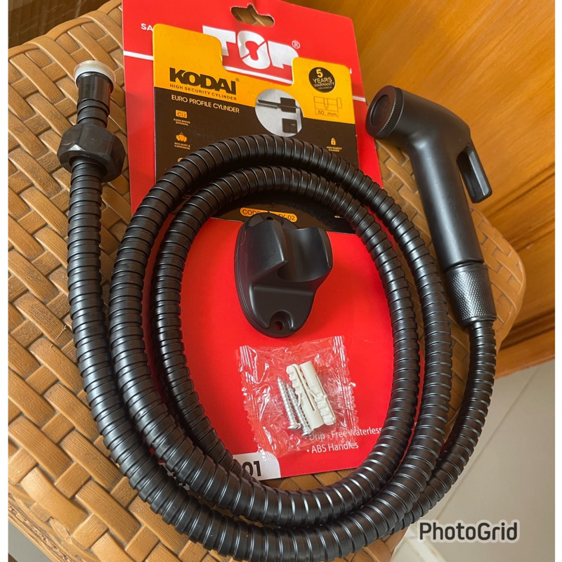 HITAM Jet shower set toilet washer bidet toilet toilet black toilet ...