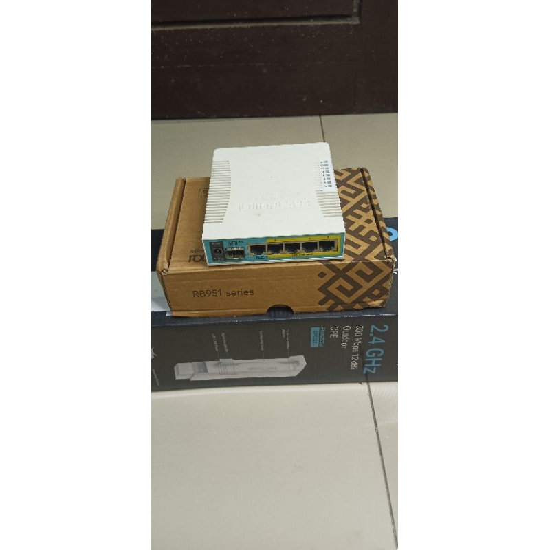 MIKROTIK MicroTik RB960Pgs hex Poe | Shopee Malaysia