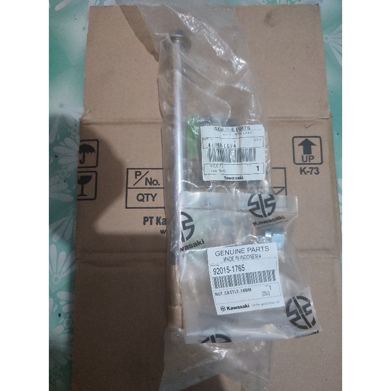 Front Axle Ninja 250 Carburetor 250R Ninja 250fi 250 fi old original ...