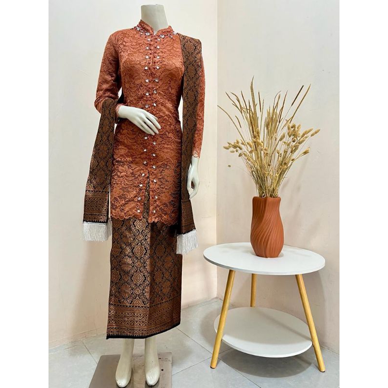 Kebaya Songket Klasik Luxury Complete Kebaya Set Sanghai Kebaya Set ...