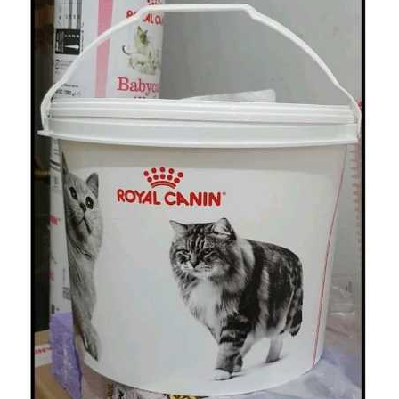 Halfmoon Container Royal Canin Plastic Dog/Cat Feeder | Shopee Malaysia