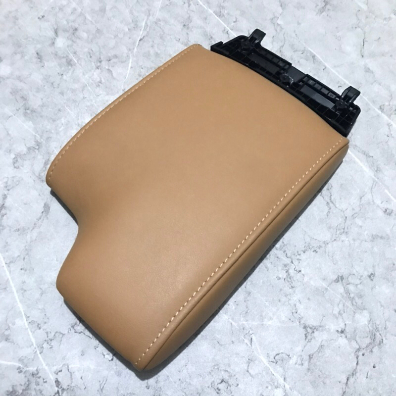 Toyota ORIGINAL FORTUNER VRZ Console box cover | Shopee Malaysia