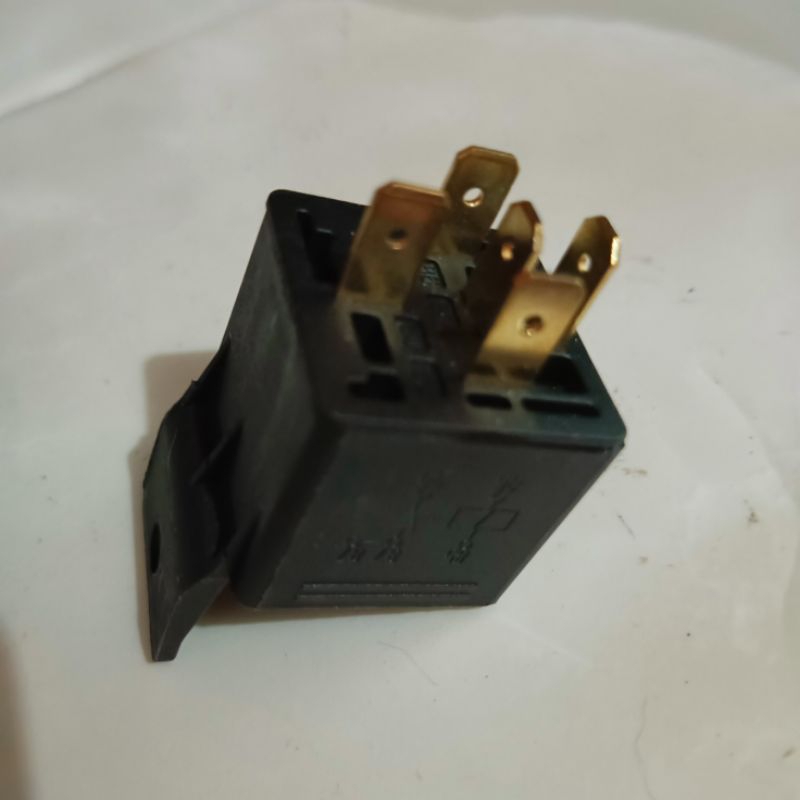Relay PNP PIAGGIO VESPA S LX LXV 2V 3V (Leg RELAY 5 12V 30 AMP ...