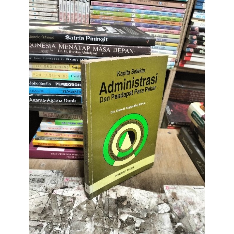 Kapita SELEKTA Administration And Opinion Of Experts by Drs Dann N Sugandah M P A | Shopee Malaysia