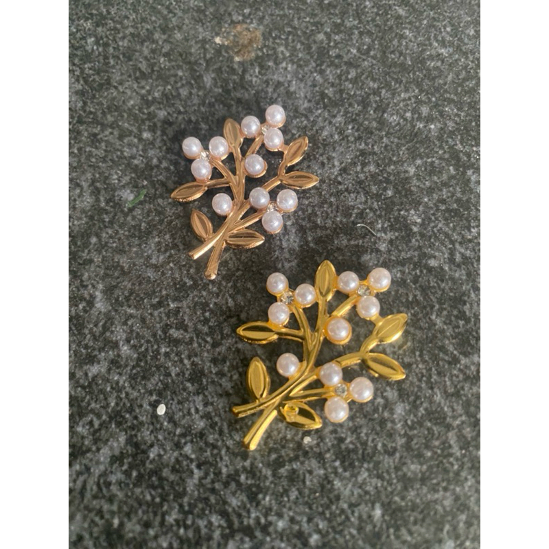 SIKU Elbow Flower Leaves, Marriage Dowry Materials And rustic craft ...