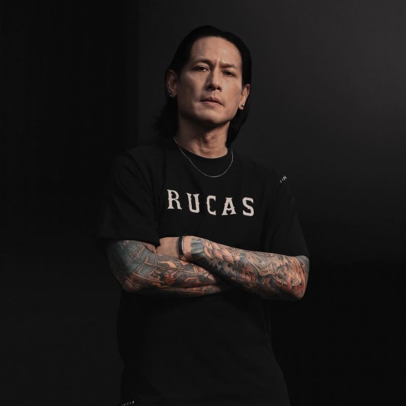 RUCAS The Initial Hand Stitch Black Tee | Shopee Malaysia