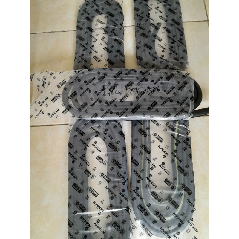 Original nissan cefiro car door body balloon rubber set of 5 doors ...