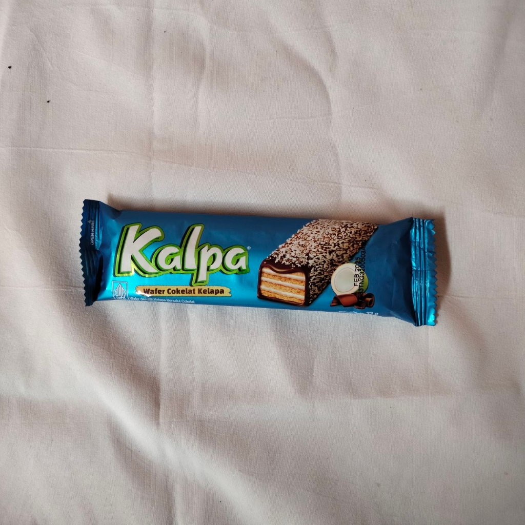 Kalpa chocolate layered wafer with coconut sprinkles | Shopee Malaysia