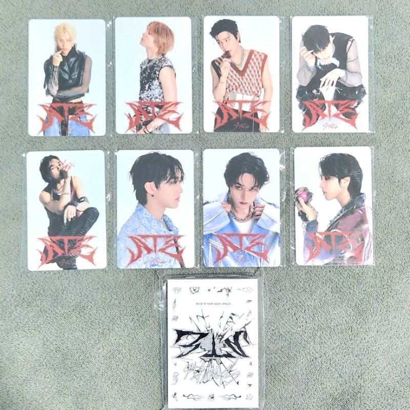 [Black / White ver ] STRAY KIDS Album Only / Photocard Concept ...