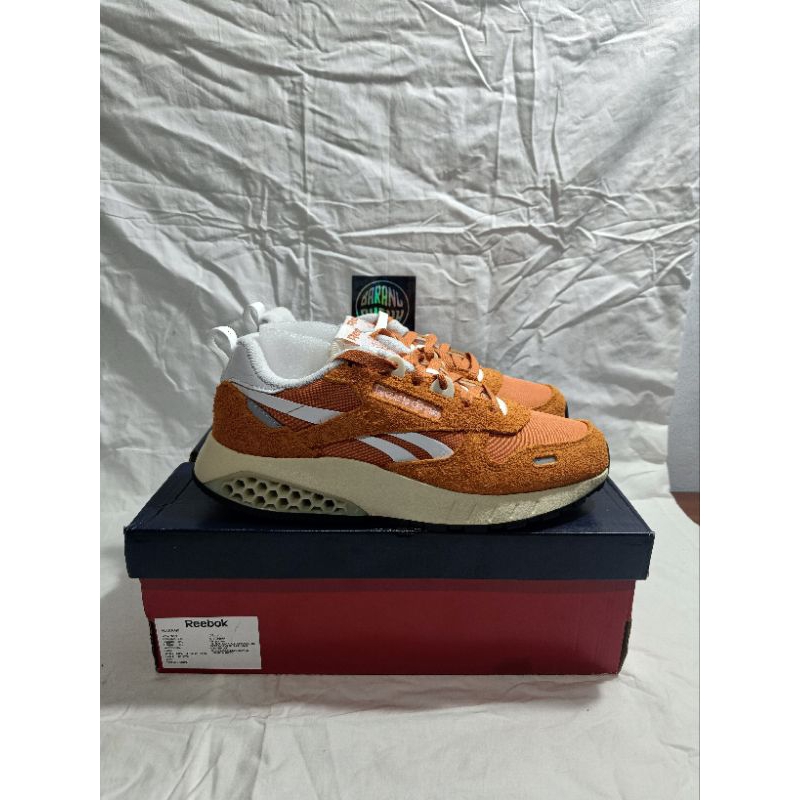 Reebok classic leather hexalite running original Official MAP | Shopee ...