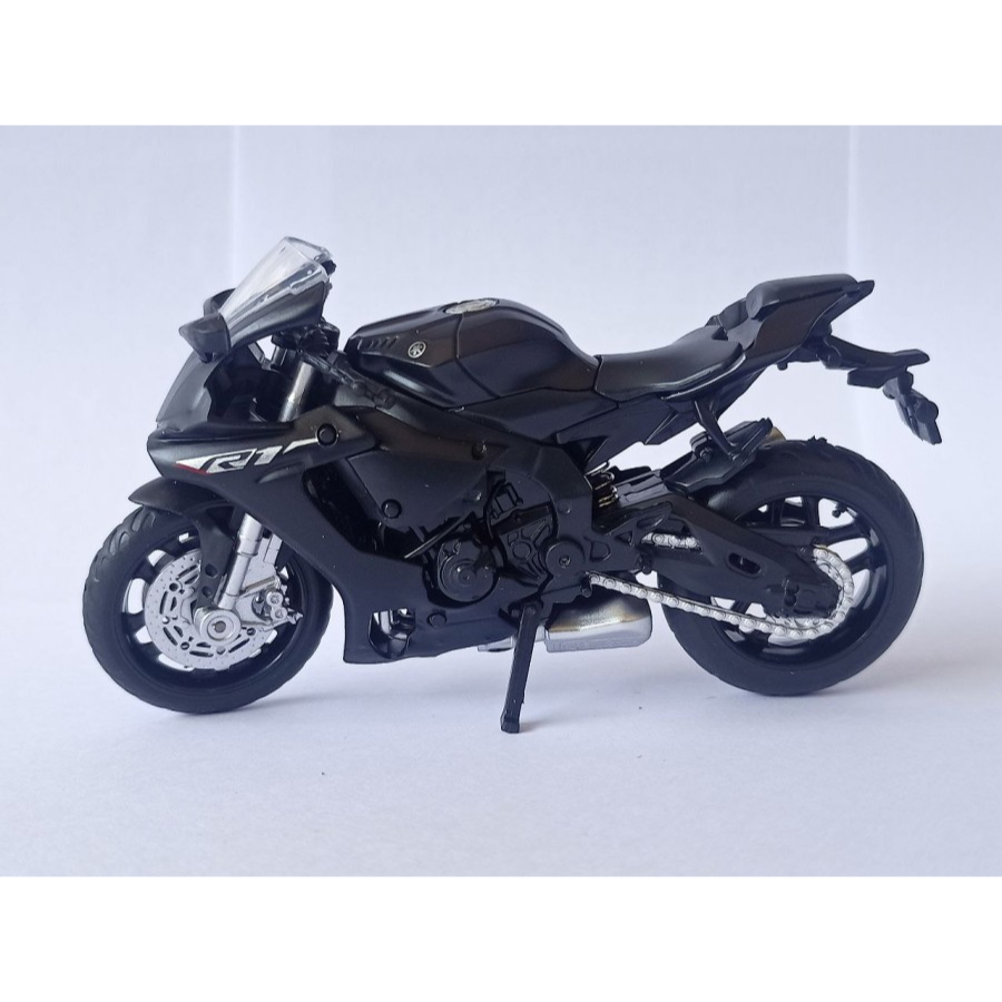 Diecast Yamaha YZF-R1 black miniature sports motorbike, 1:18 scale ...
