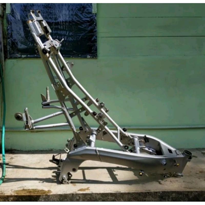 Original original deltabox Chassis Frame yamaha vixion old lama 3c1 ...