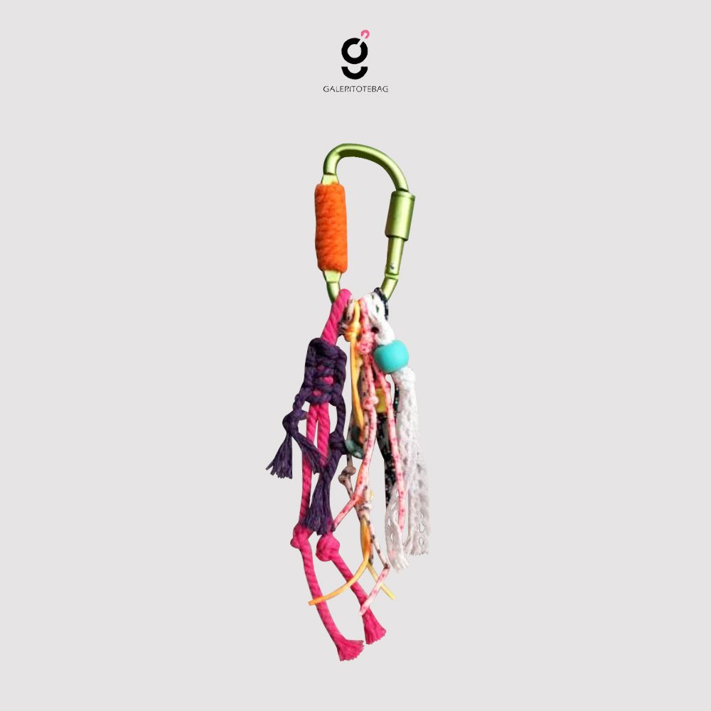 GANTUNGAN MACRAME CHARMBIG MACRAME/ CARABINER CHARM, BAG HANGER, LAPTOP ...