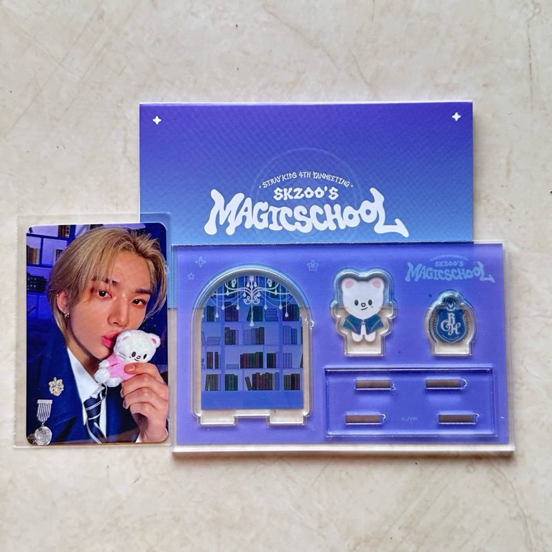 Hyunjin SET SECRET ACRYLIC STAND STRAY KIDS SKZ X skzoo MAGIC SCHOOL ...