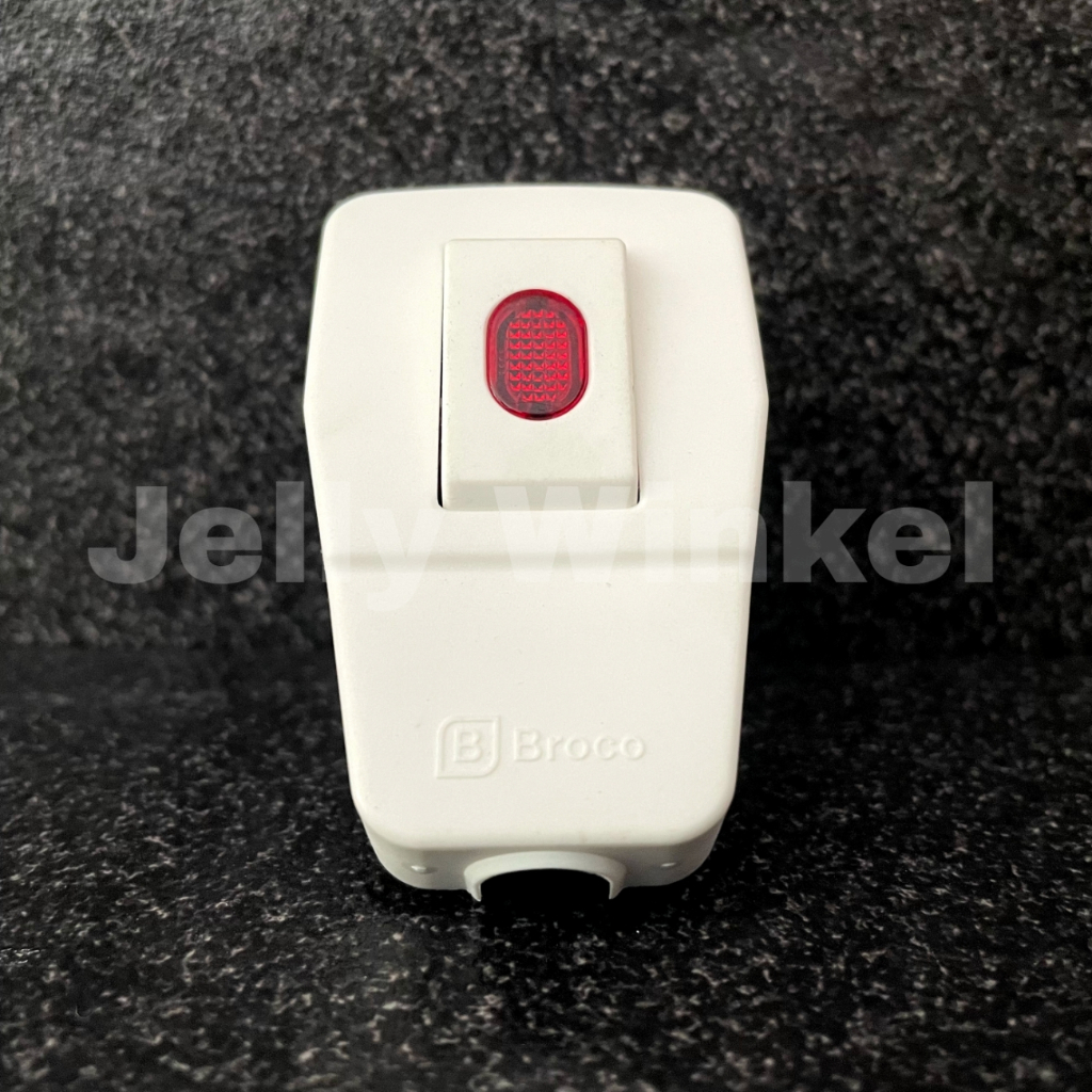 Broco Ground Plug + Light Switch | Shopee Malaysia